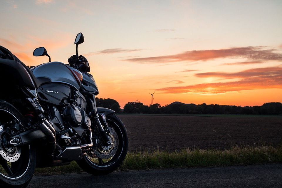 Povinná výbava na motorku. Nechybí vám něco? | Přečtěte si více na ...